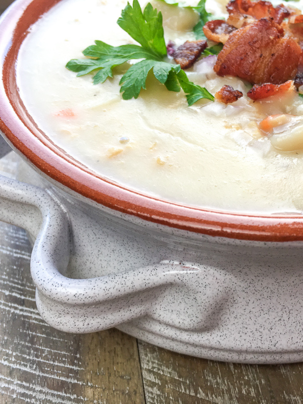 Skinny New England Style Clam Chowder Recipe - Low Point Recipes